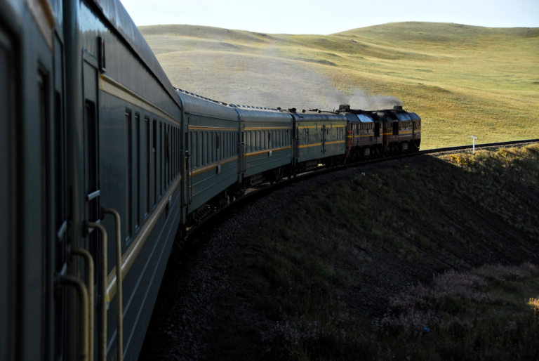 Conheça a incrível jornada pela Ferrovia Transiberiana - Viajar Sozinho