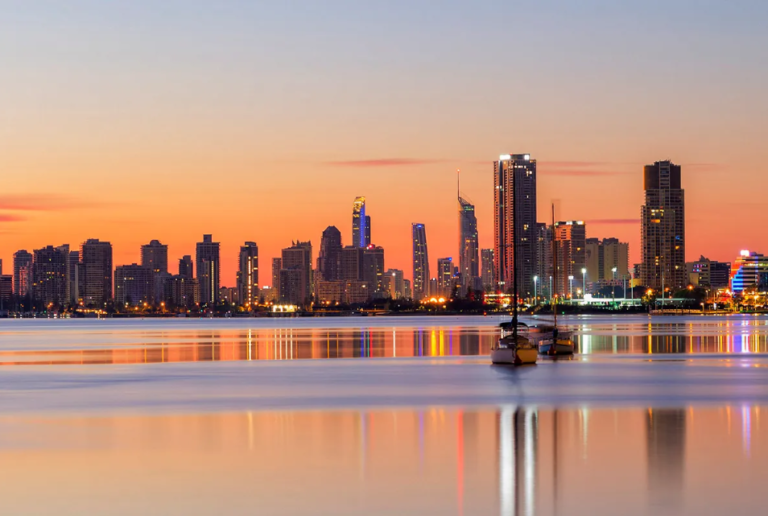 Descubra as Maravilhas de Gold Coast na Austrália - Viajar Sozinho